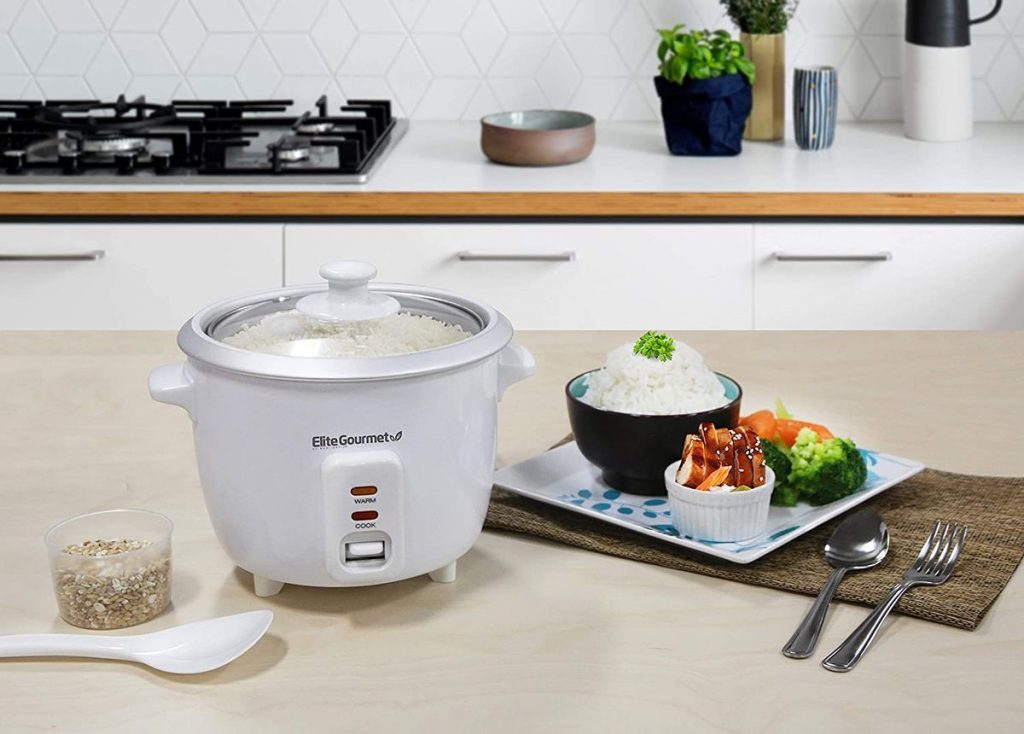 Best Small Rice Cooker: Sparing the Place on Your Plate